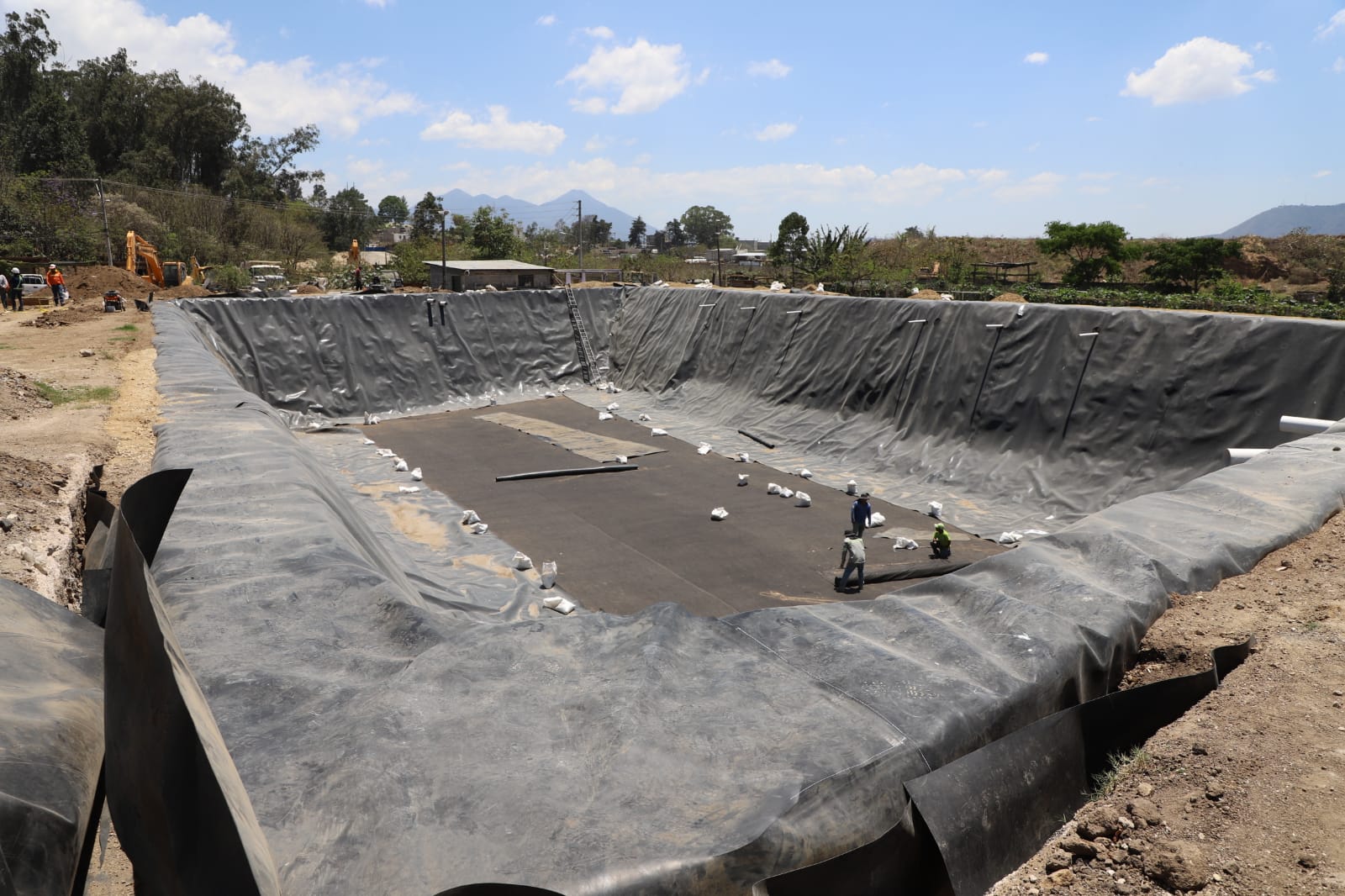 MARN monitorea y asesora medidas del cierre técnico del vertedero de AMSA